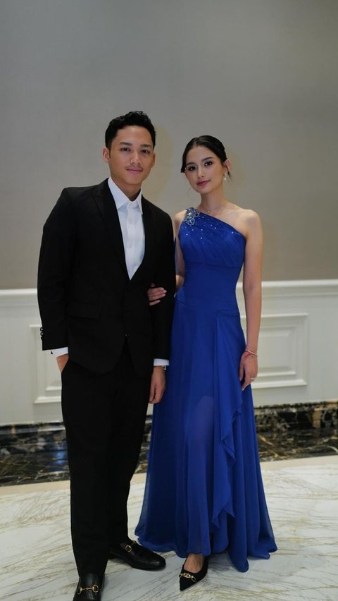 Azriel Resmi Lamar Sarah Menzel di Depan Keluarga Besar, Anang ...