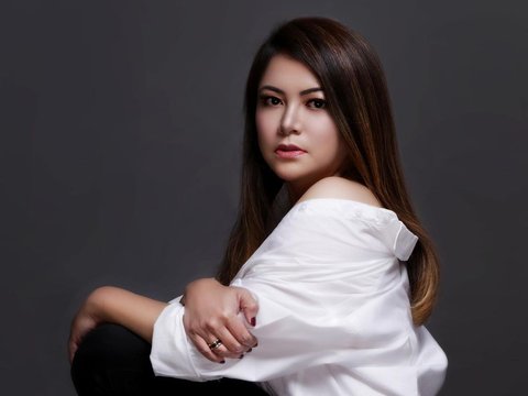 Resmi Cerai dari Anji, Wina Natalia Lega