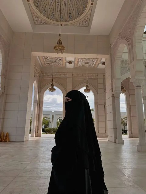 7 Potret Cantik Menawan Mantan Bintang Film Dewasa Kae Asakura Alias Rae Lil Black Usai Jadi ...