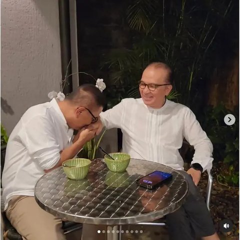 6 Potret Buka Puasa Keluarga Tantowi Yahya dan Helmy Yahya, Momen Kebersamaan yang Penuh ...