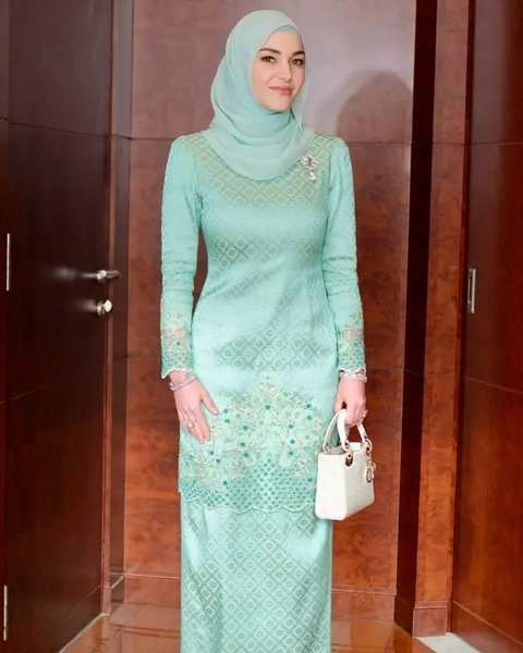 Intip Koleksi Tas Mewah Para Putri Kerajaan Dunia yang Bikin Tampil Makin Elegan, Ada Kate ...