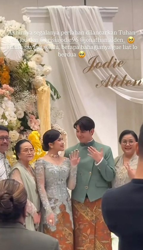 Potret Kebahagiaan Brisia Jodie dan Alden Akhirnya Resmi Tunangan, Dihadiri Penyanyi Jebolan ...