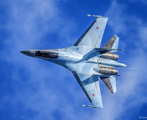 Negara Timur Tengah Ini Umumkan Beli Jet Tempur Sukhoi Su-35 dari Rusia ...