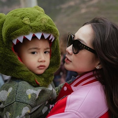 Dua Bayi Artis dengan Bayaran Fantastis, Rayyanza 'Cipung' dan Safeea ...