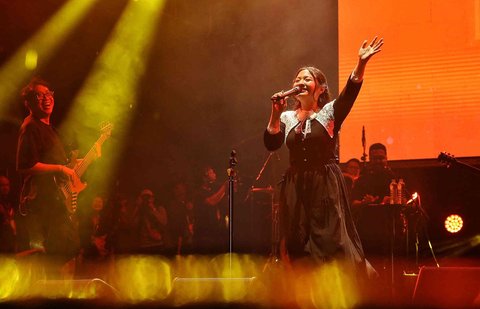 FOTO: Bernadya Meriahkan KapanLagi Buka Bareng BRI Festival 2025 ...