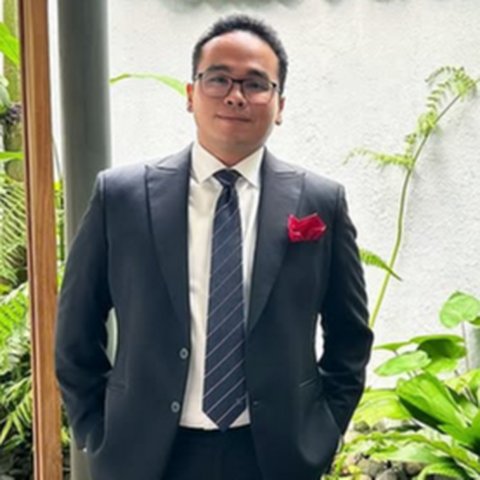Profil Fritz Hutapea Putra Bungsu Hotman Paris, Lulusan Kampus Ternama di London & Punya 65 ...