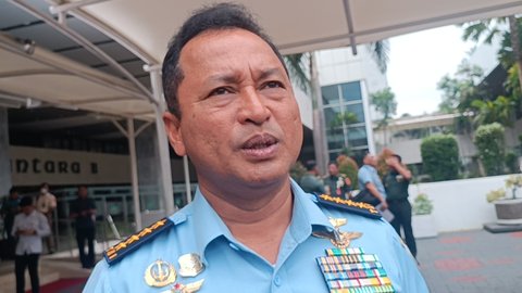 UU TNI Baru, 4 Jenderal TNI Bintang Empat Ini Bisa Batal Pensiun di ...