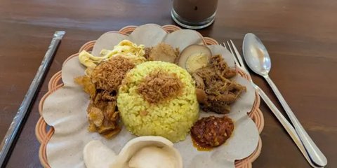10 Rekomendasi Makanan Khas Solo Beserta Kuliner Malamnya, Legendaris ...