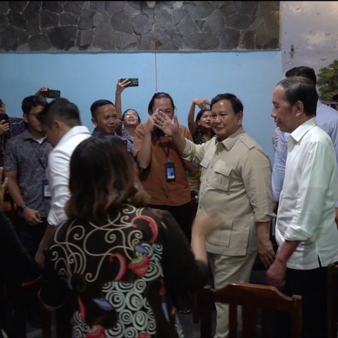 Momen Hangat Prabowo, Jokowi dan Gibran Makan Bareng di Solo, Giring Didapuk Nyanyi Para Menteri ...