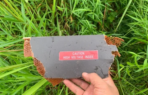 FOTO: Serpihan Besar Pesawat ATR 42-500 Ditemukan di Gunung Bulusaraung