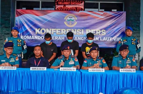 FOTO: TNI AL Gagalkan Penyelundupan Barang Ilegal dari Filipina di ...