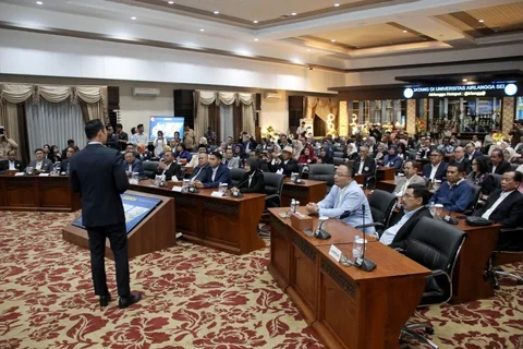 FOTO: AHY Dorong Peran Dewan Pakar IKA UNAIR dalam Perumusan Kebijakan