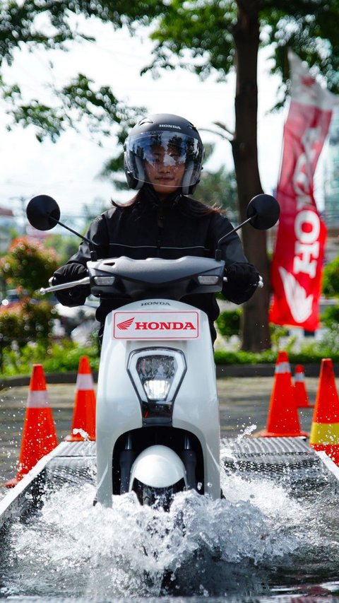 Intip Spesifikasi Lengkap Yamaha NEO’S, Calon Rival Berat Honda EM1 e ... Intip Spesifikasi Lengkap Yamaha NEO’S, Calon Rival Berat Honda EM1 e ...