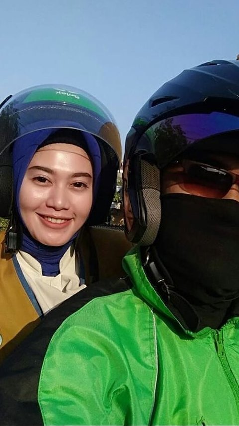 8 Potret Driver Ojol Cantik yang Bikin Klepek-Klepek, Ada yang Berani Dibonceng? - Intermezzo ...