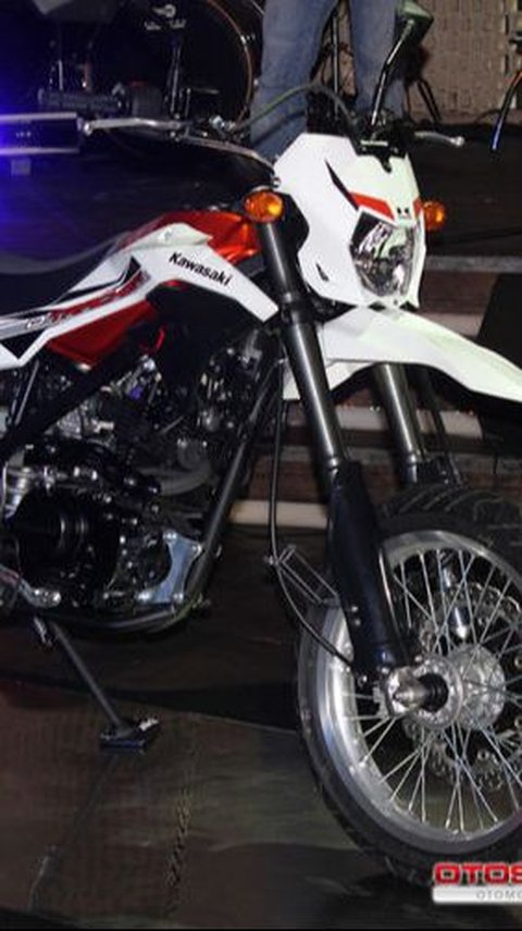 Rangka Kawasaki D-Tracker Ternyata Diganti - Berita Otosia.com