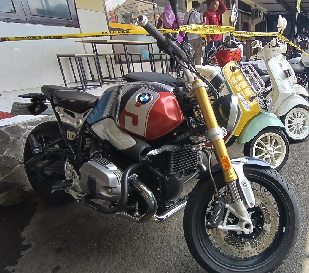 Spesifikasi dan Harganya Kendaraan Mewah Crazy Rich Wahyu Kenzo