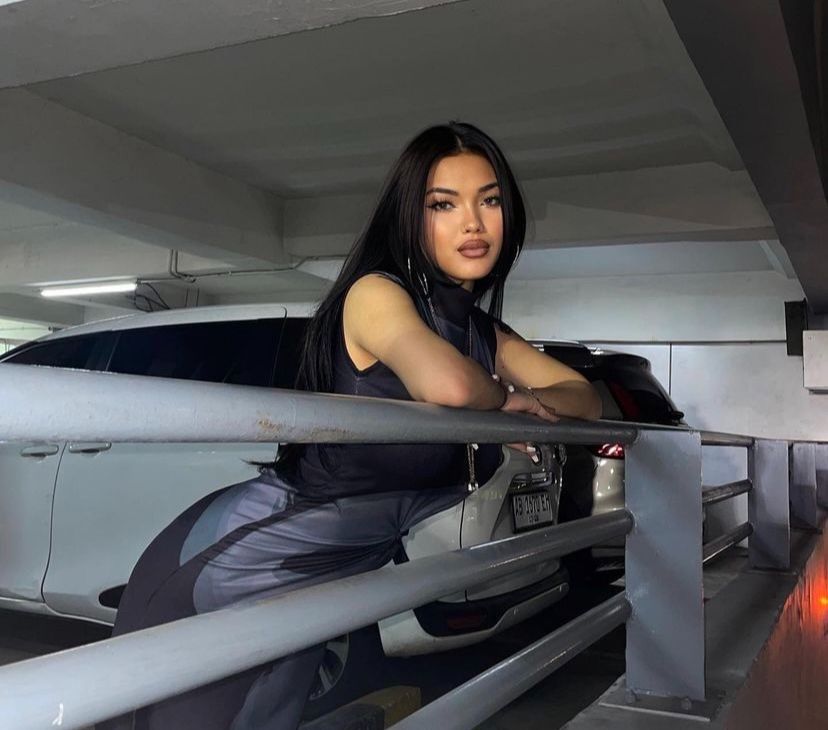 Viral Foto KTP Selebgram Cantik Ini Jadi Perbincangan, Disebut 'Melawan ...