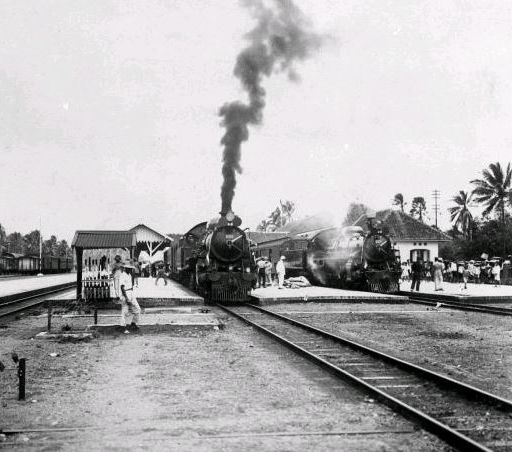 Sejarah Kereta Api Cepat "Java Nacht-Expres" pada Era Hindia-Belanda ...