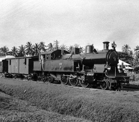 Sejarah Kereta Api Cepat "Java Nacht-Expres" pada Era Hindia-Belanda ...