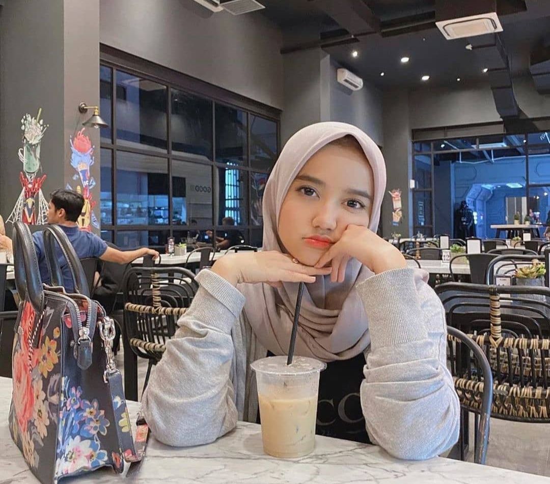 Sempat Didoakan Berjodoh dengan Pangeran Mateen, Intip Potret Transformasi Wirda Mansur yang ...