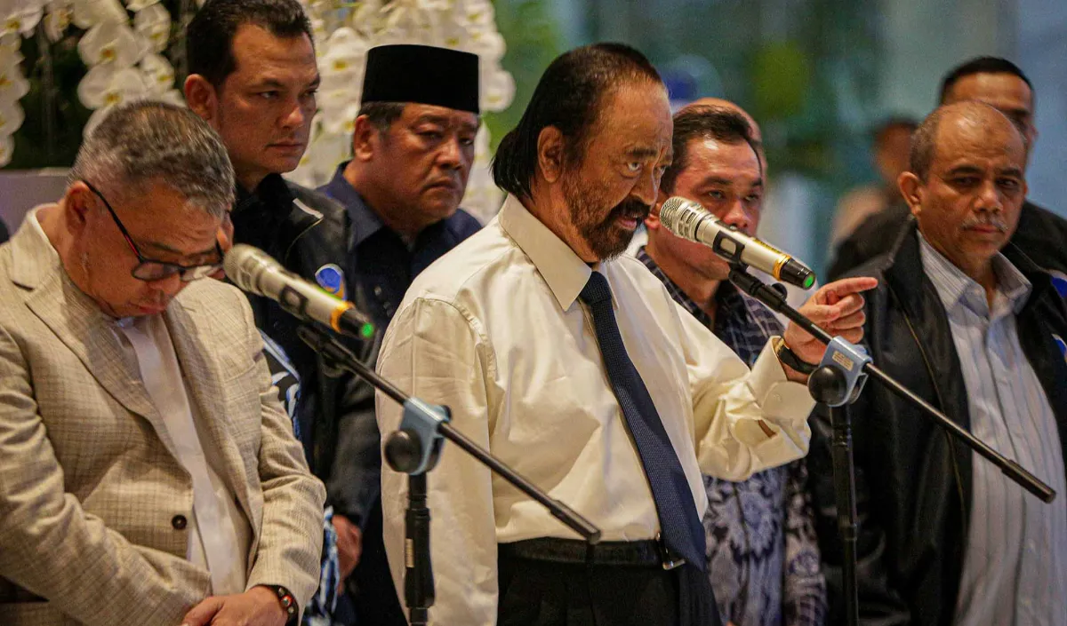 Isi Pertemuan Hampir Sejam Jokowi dan Surya Paloh di Istana