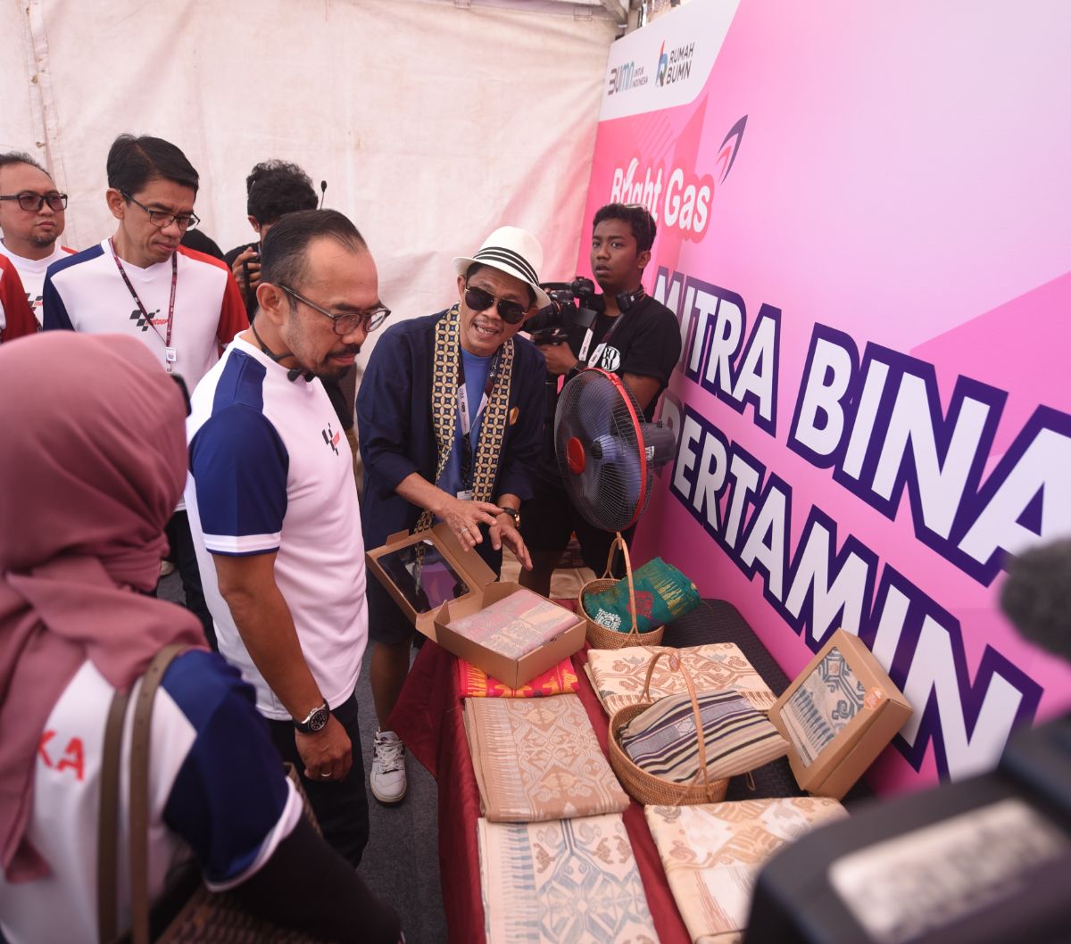 Omzet UMKM Pertamina Naik 53% di Grand Prix of Indonesia 2023 | merdeka.com