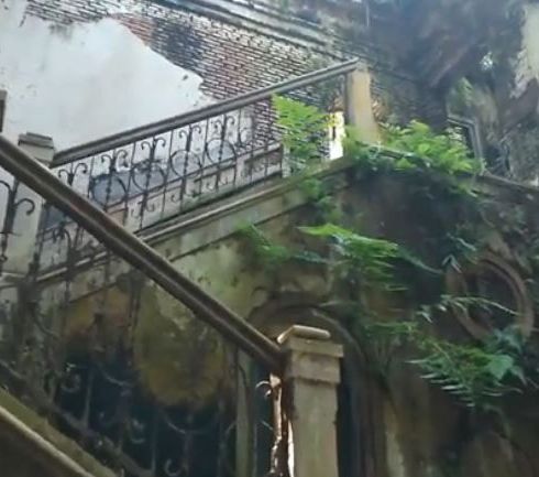 Menjelajahi Istana Gedung Kuning Semarang, Bangunan Megah Peninggalan ...