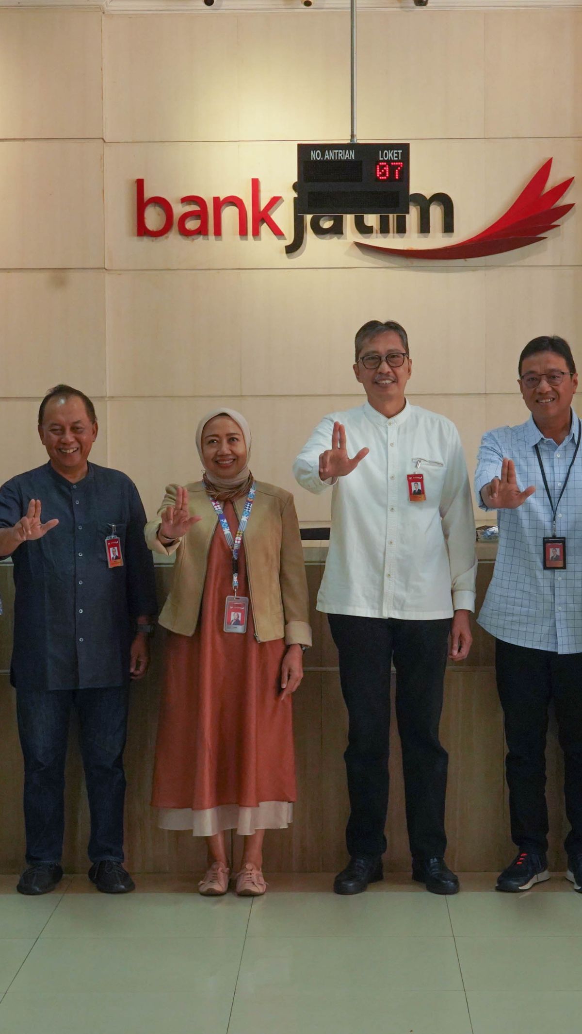 Tingkatkan Kinerja UUS, Bank Jatim Launching Dual Banking Leveraging ...