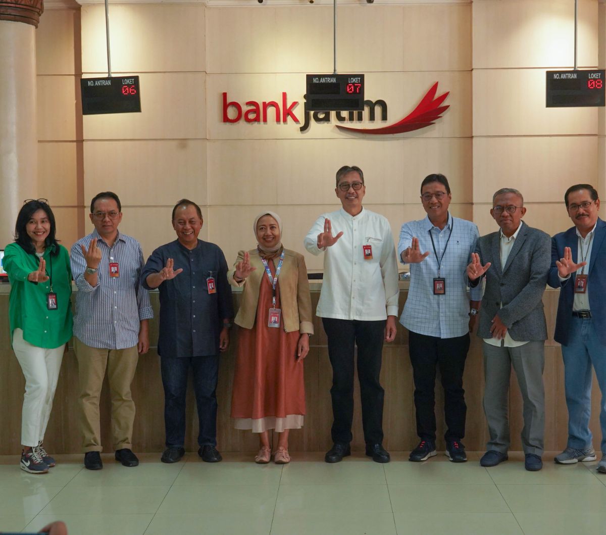 Tingkatkan Kinerja UUS, Bank Jatim Launching Dual Banking Leveraging ...