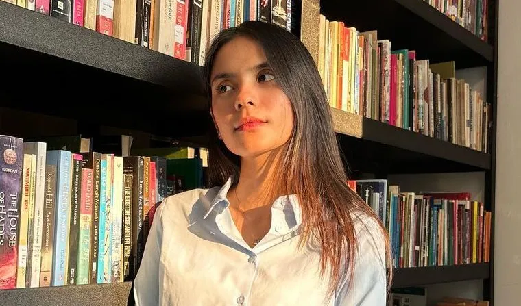 10 Potret Yolanda Tamara, Caleg Muda yang Lagi Jadi Sorotan | dream.co.id