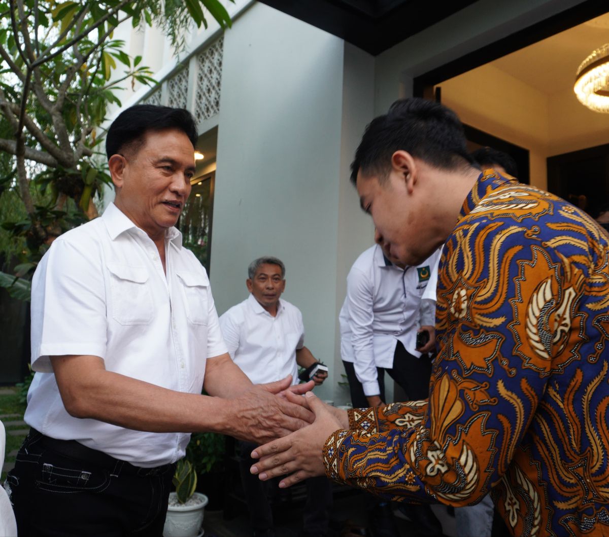 PBB Dukung Prabowo-Gibran, Yusril Pasang Badan Gugatan Hukum Pilpres PBB Dukung Prabowo-Gibran, Yusril Pasang Badan Gugatan Hukum Pilpres