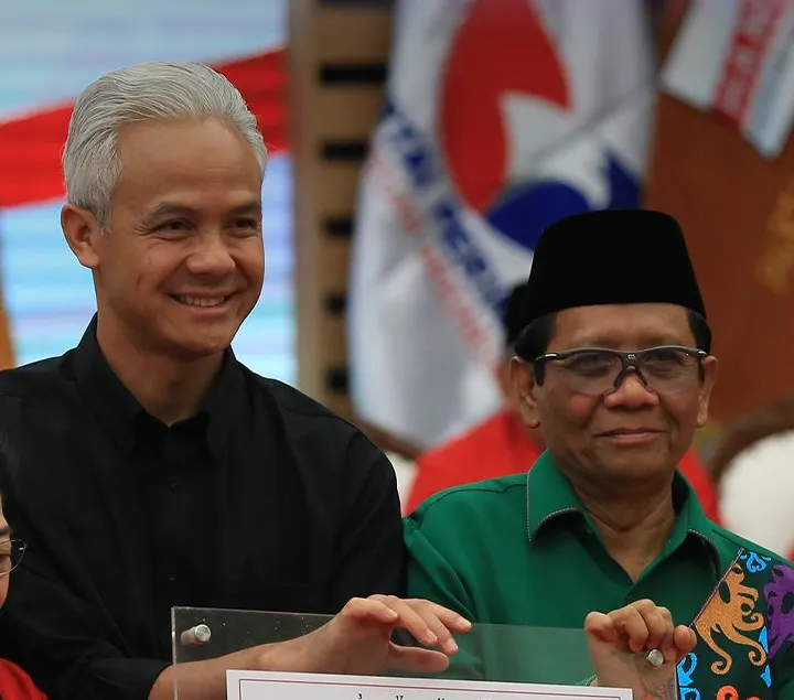 Gibran Menjawab: Soal Dinasti Politik, Sanksi dan Nasibnya di PDIP