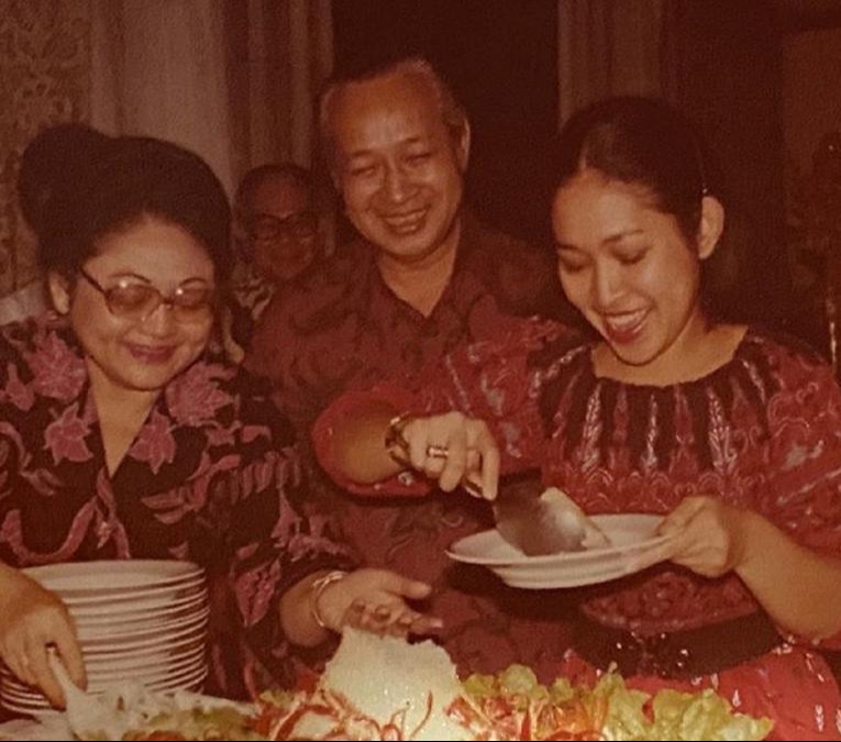 Cantik Sejak Dulu, Intip Deretan Potret Lawas Titiek Soeharto Mantan Istri Prabowo dan Ibunya