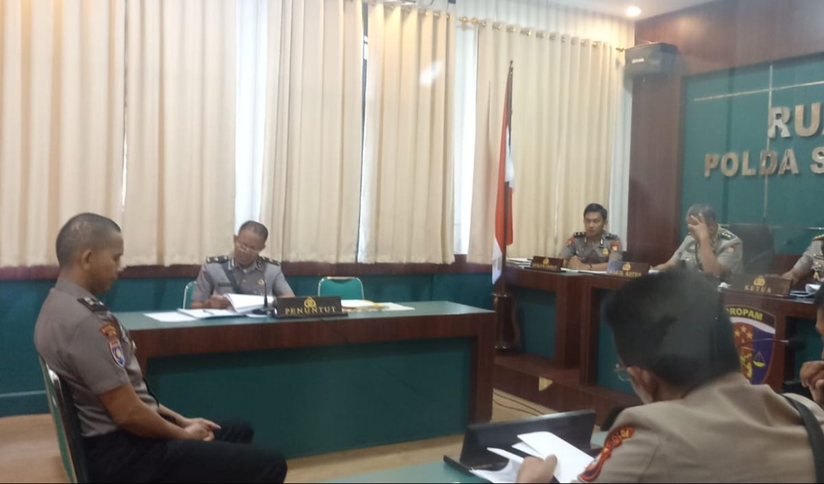 Dilaporkan Perkosa Mantan Pacar, Bripda FN Dipecat | merdeka.com