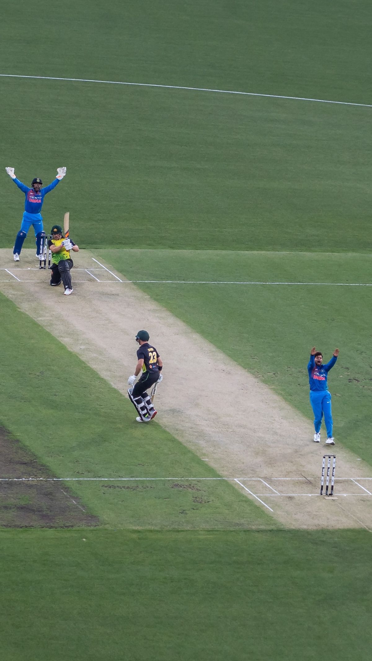 20 Cricket Tips and Tricks for Beginner Batsmen and Bowlers | trstdly.com