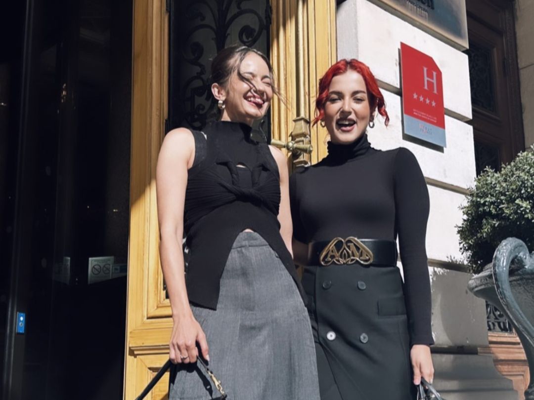 Enzy Storia Foto Bareng Kendall Jenner di Paris Fashion Week, Tak Kalah ...