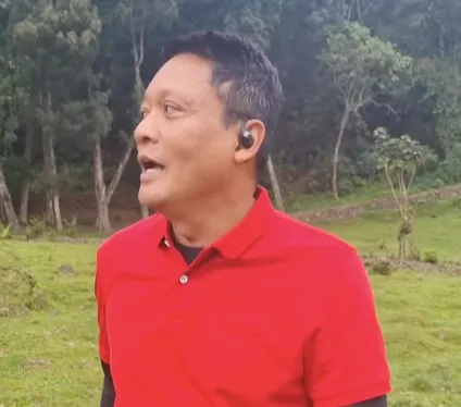 Irjen Krishna Murti Ngos-ngosan Diajak Orang Rwanda ke Hutan Belantara ...