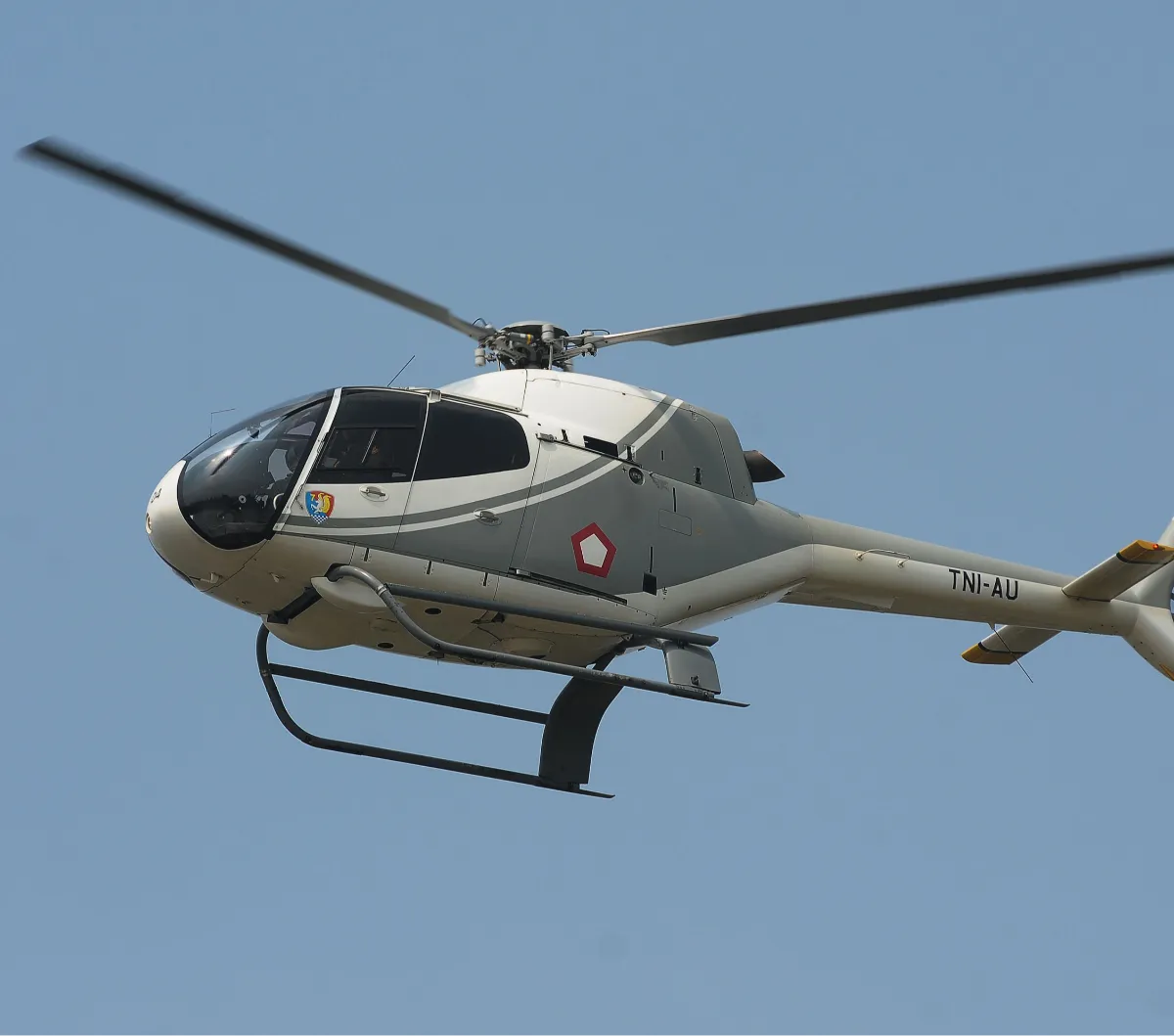 FOTO: Mendebarkan! Atraksi Udara Helikopter, Jet Tempur F-16 hingga ...