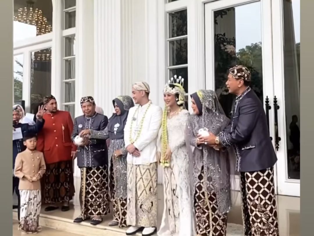 Adinda Thomas Resmi Menikah dengan Raka Akmal, ini Potretnya Flawless ...