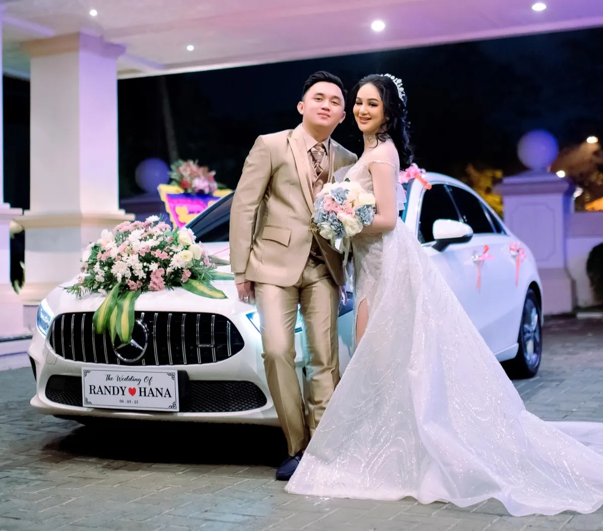 Potret Kenangan Hana Hanifah Bersama Suami, Baru Sebulan Nikah Sudah ... Potret Kenangan Hana Hanifah Bersama Suami, Baru Sebulan Nikah Sudah ...