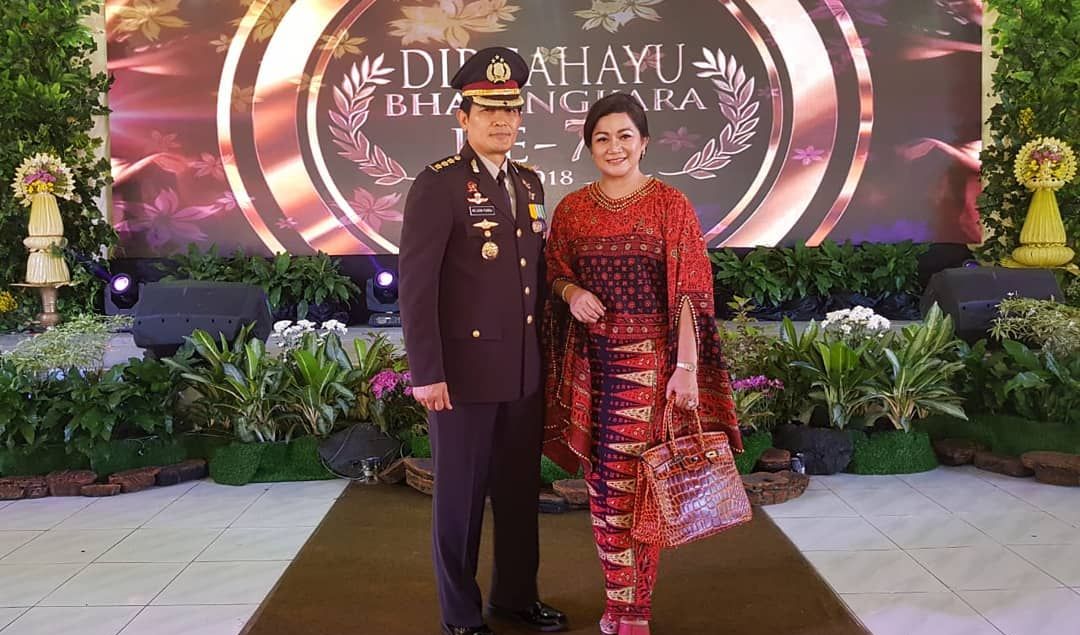 8 Artis Cantik yang Dinikahi Polisi, Potret Kesehariannya Disorot