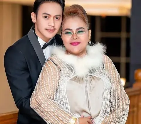 Mantan Mertua Pacaran dengan Brondong, Begini Reaksi Inara Rusli ...