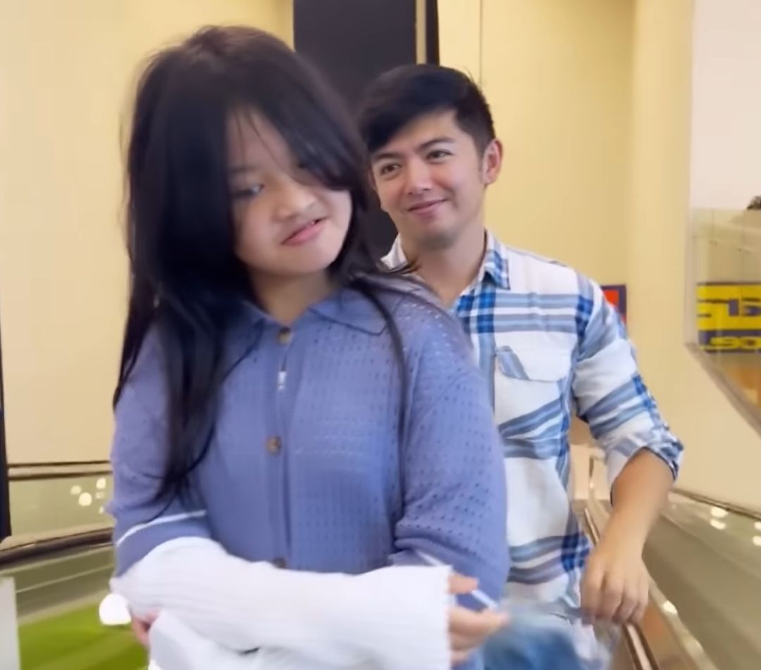 Momen Manis Nicky Tirta bareng Sang Putri yang kini Beranjak ABG 'Udah Enggak Bisa Dirangkul'