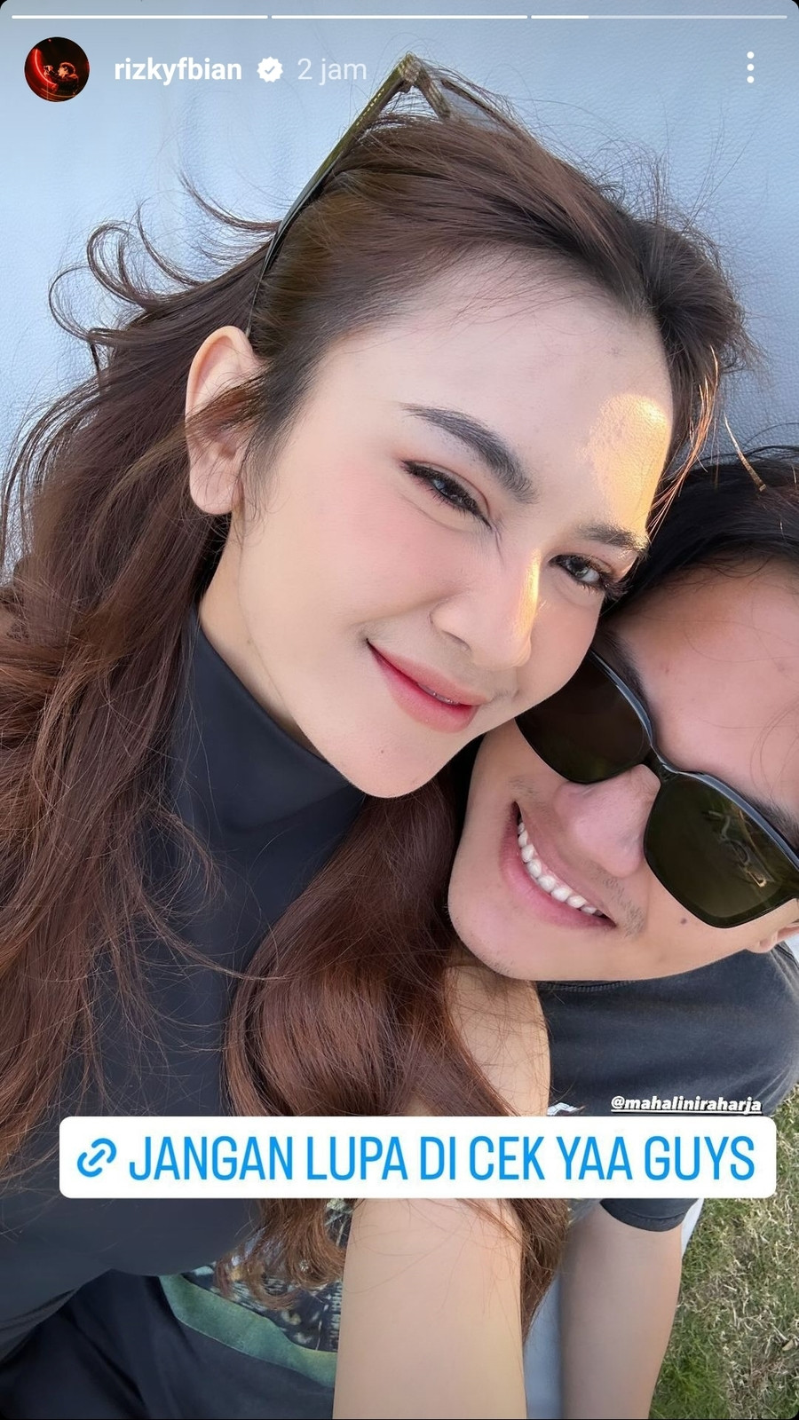 Disebut Pancarkan Vibes Pasangan Suami Istri, Berikut 10 Potret ...