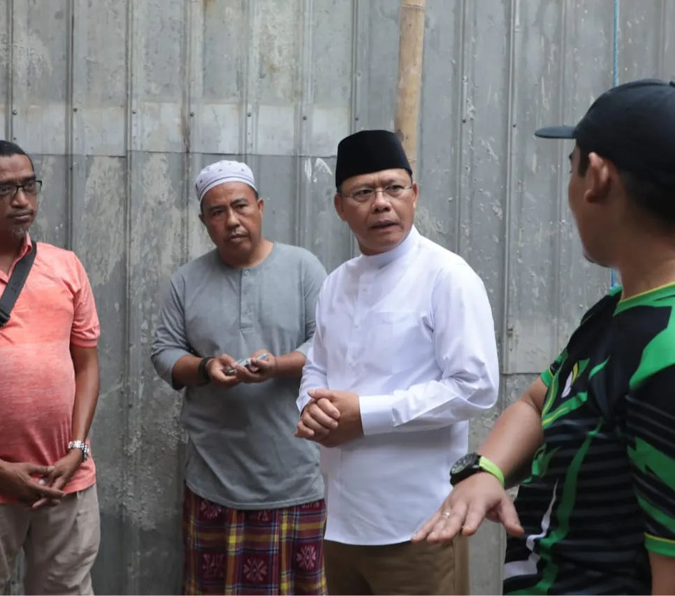 Mardiono Ajak Kader PPP Bantu Pembangunan Masjid Mardiono Ajak Kader PPP Bantu Pembangunan Masjid