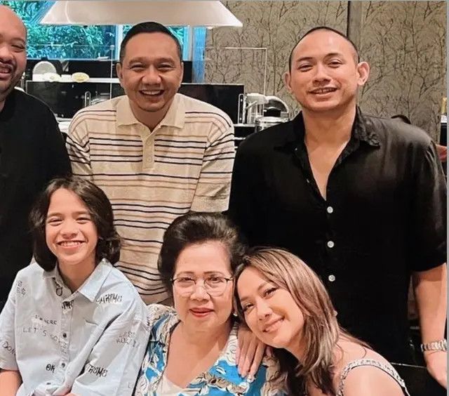 Potret Kedekatan Noah Sinclair, Putra BCL dengan Tiko Aryawardhana