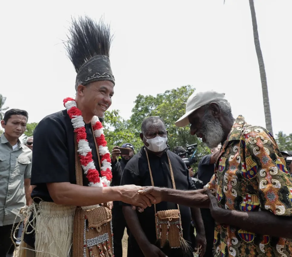 Dengar Keluhan Warga Merauke, Ganjar Janji Fokus Infrastruktur hingga ...
