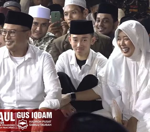 10 Potret Soimah Tampil Berhijab Beda Banget dan Bikin Pangling ... 10 Potret Soimah Tampil Berhijab Beda Banget dan Bikin Pangling ...