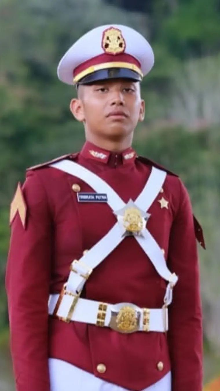 Aksi Tribrata Anak Ferdy Sambo saat Peragaan Kolone Senapan, Sang Kakak ...