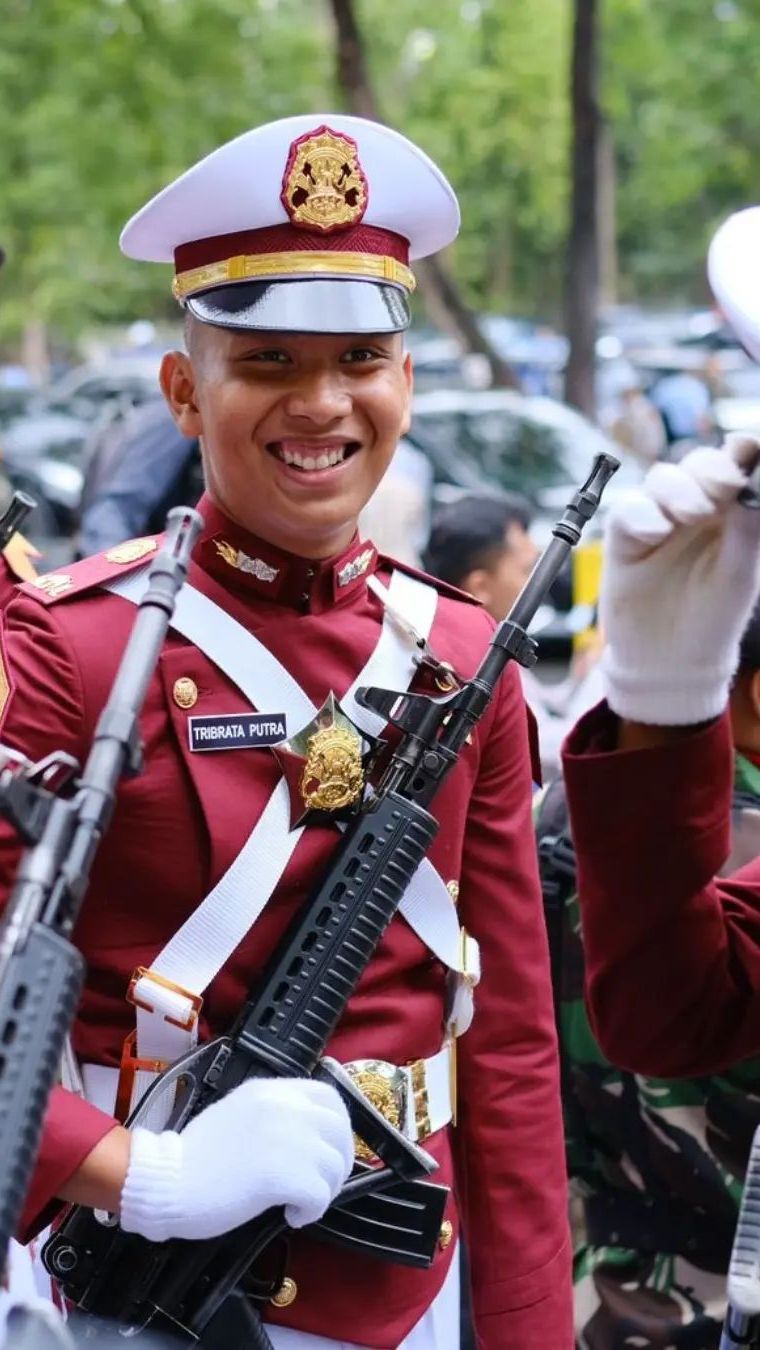 Aksi Tribrata Anak Ferdy Sambo saat Peragaan Kolone Senapan, Sang Kakak ...